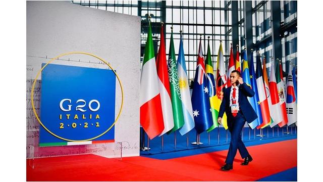 6 Potret Matsony Misturi, Paspampres Viral Mirip Sehun EXO di ...