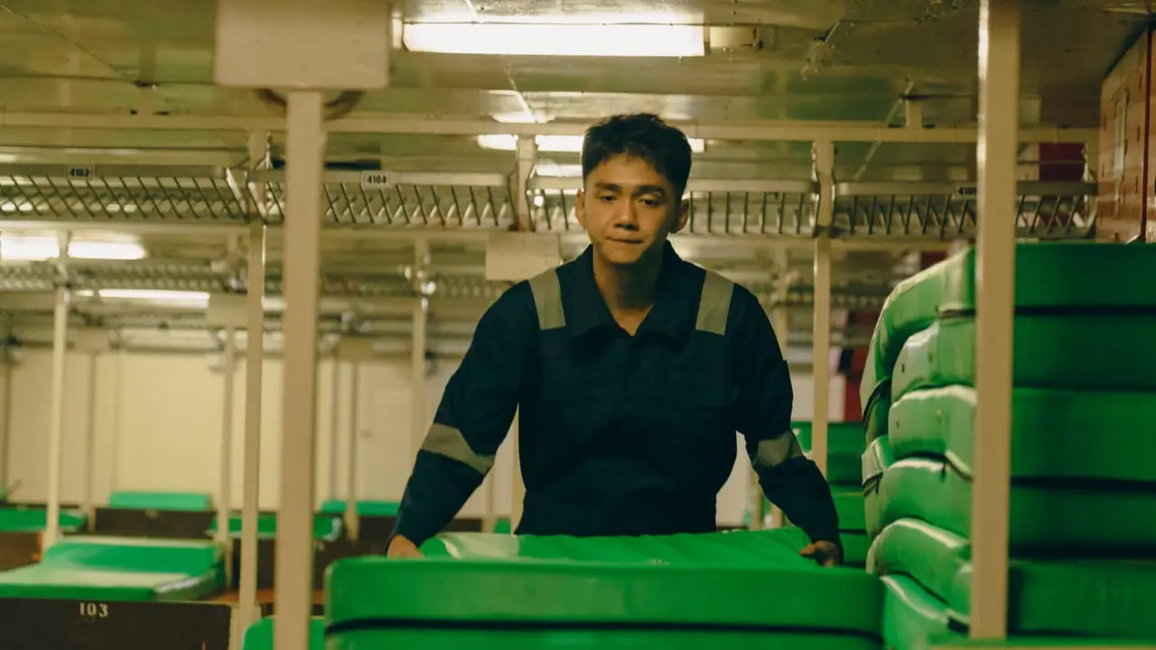 6 Fakta Film Cross The Line: Debut Akting Istri Ridho Slank, Eksekusi ...