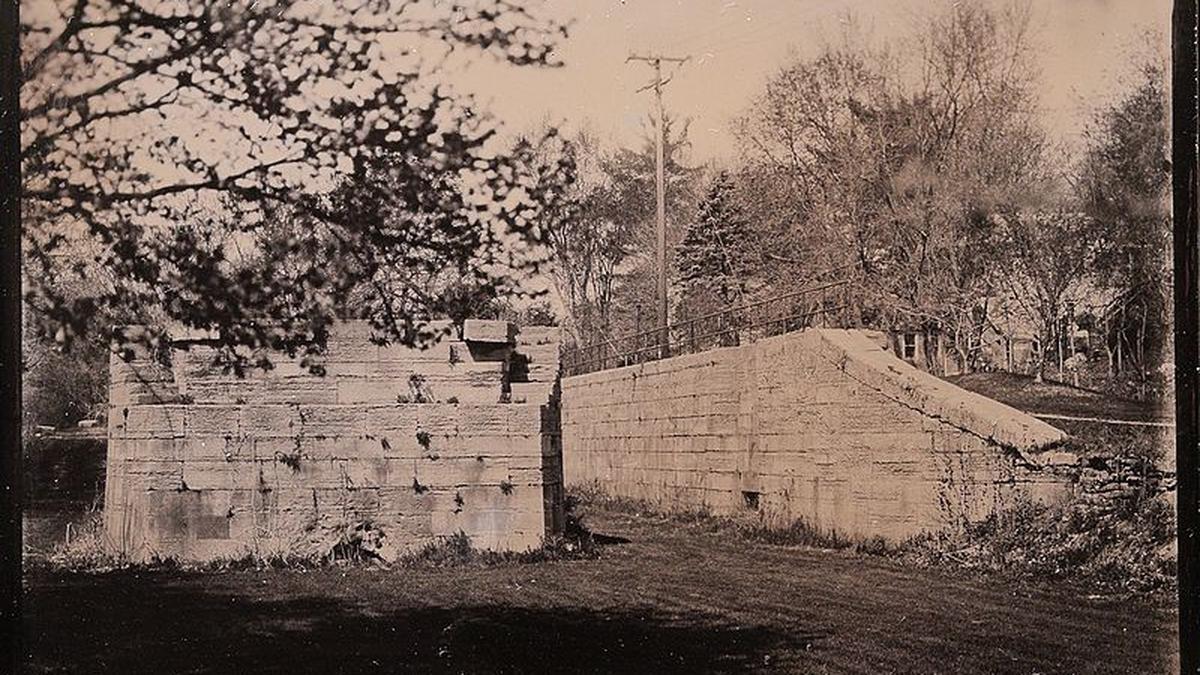 19-2-1856: Fotografi Melainotype Dipatenkan dan Menuai Kontroversi ...