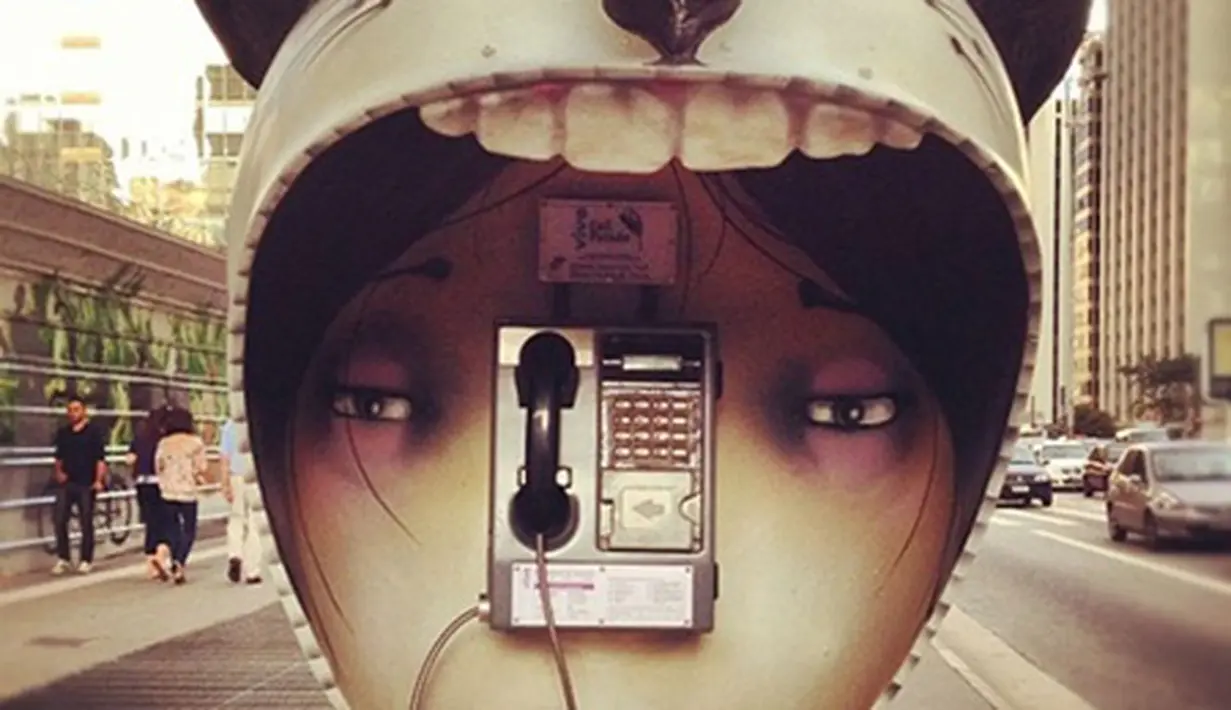 10 Telepon Umum Unik Dan Mengagumkan - Photo Fimela.com