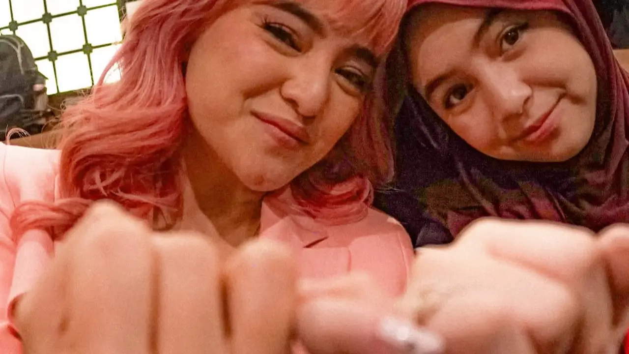 Tampilan Sienna saat Rayakan Ulang Tahun Sang Ibunda, Marshanda ke-36 ...