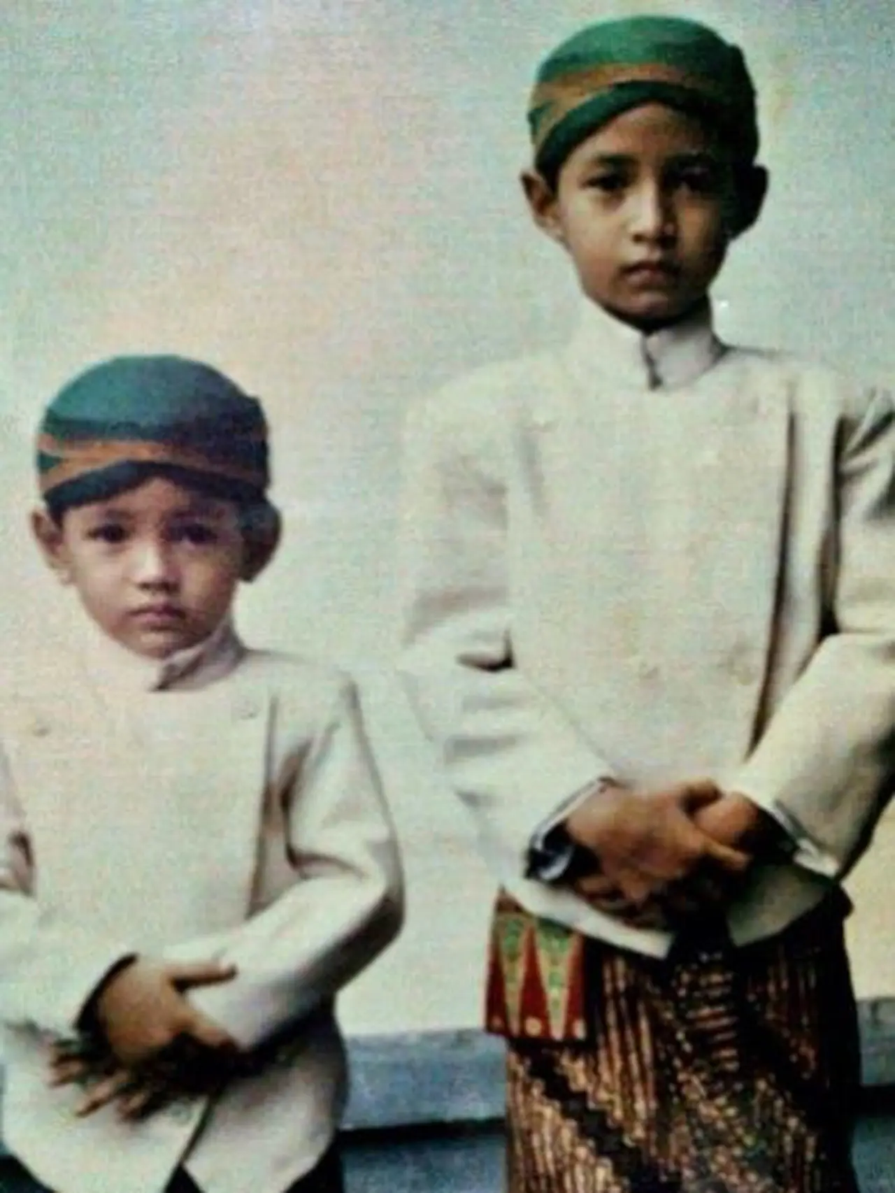 6 Potret Chand Kelvin dan Aditya Suryo, Kakak dan Adik yang Kompak - Hot Liputan6.com