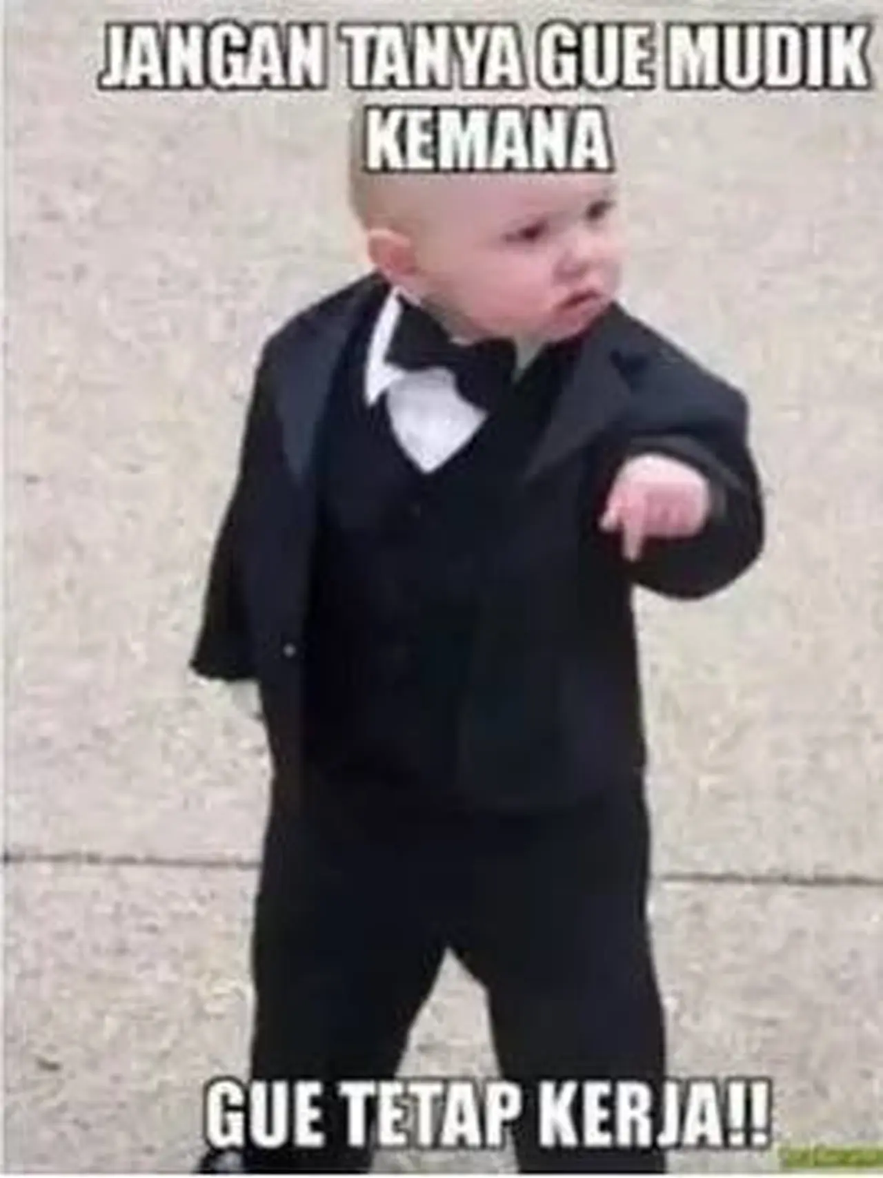 7 Meme Sindiran Enggak Bisa Mudik karena Kerja Ini Bikin Tersenyum Kecut - Hot Liputan6.com