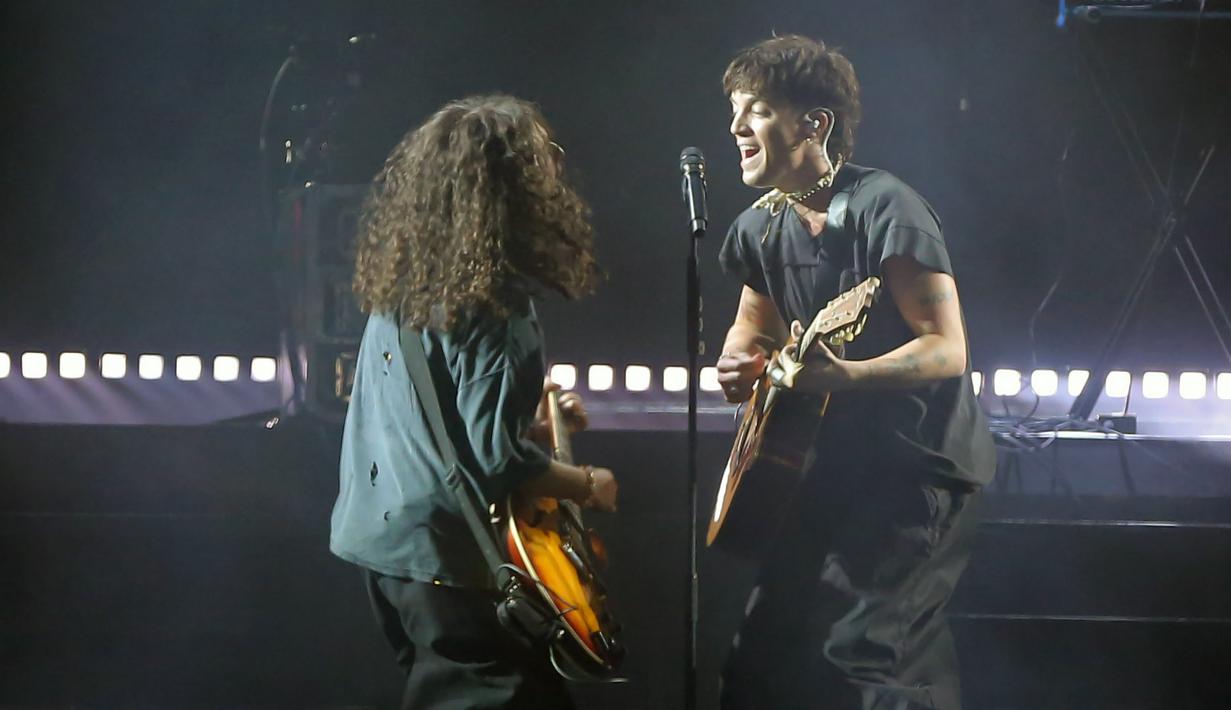 Kembali Sapa Indonesia, LANY Sukses Buat Penonton Terkesan di Konser A ...