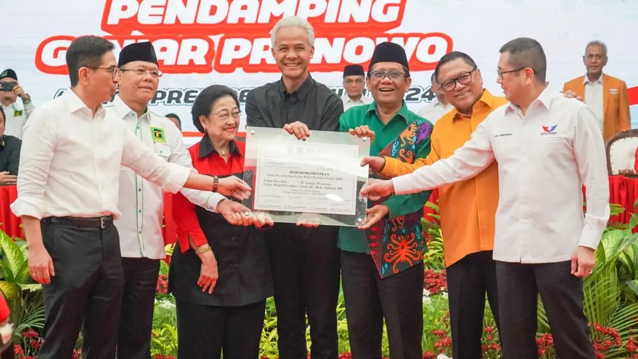 Cuitan Pertama Mahfud MD Usai Jadi Cawapres Ganjar Pranowo: Dengan Izin ...