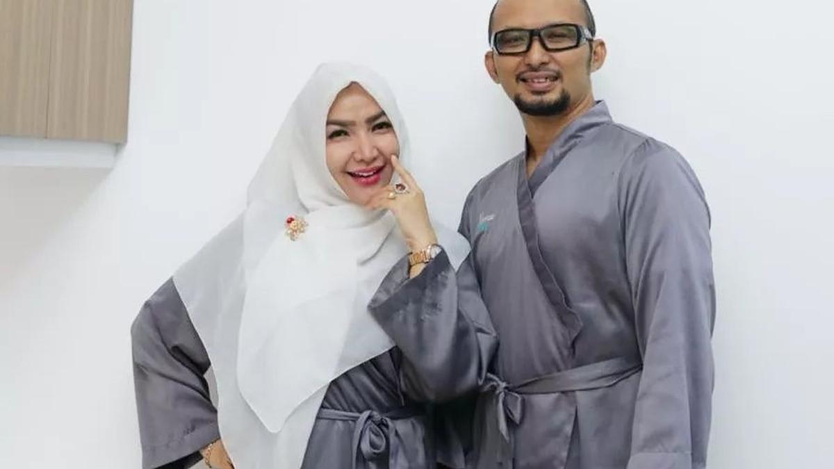 Roro Fitria Resmi Bercerai dari Andre Irawan, Dapat Hak Asuh Anak dan ...