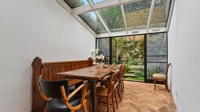 Lebarnya Cuma 1,6 Meter, Ini 7 Potret Rumah Tersempit di London - Hot ...