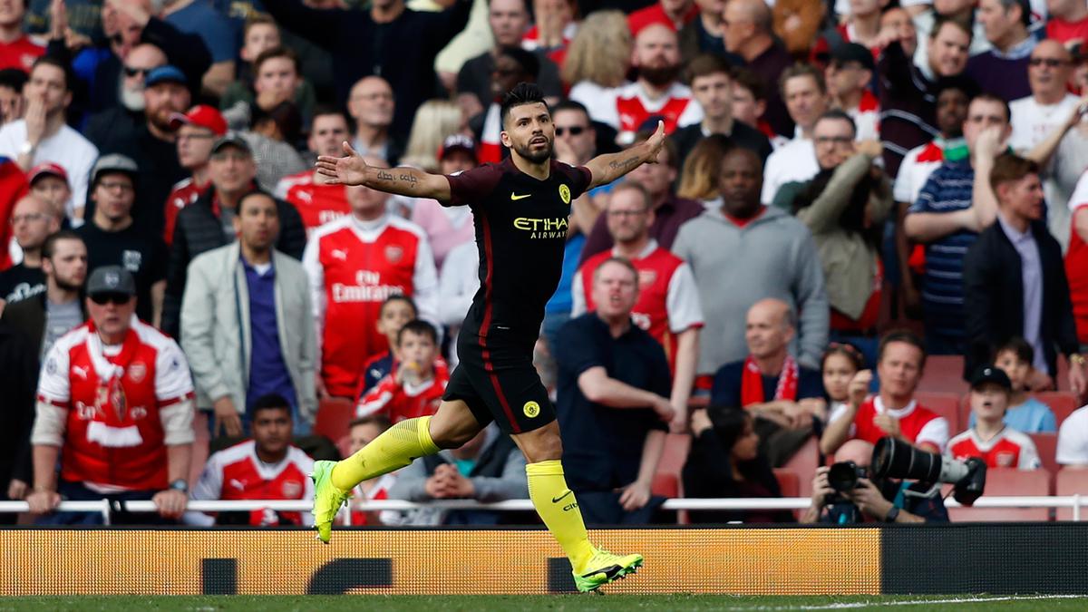 Demi Sanchez, Manchester City Tawarkan Aguero? - Bola Liputan6.com