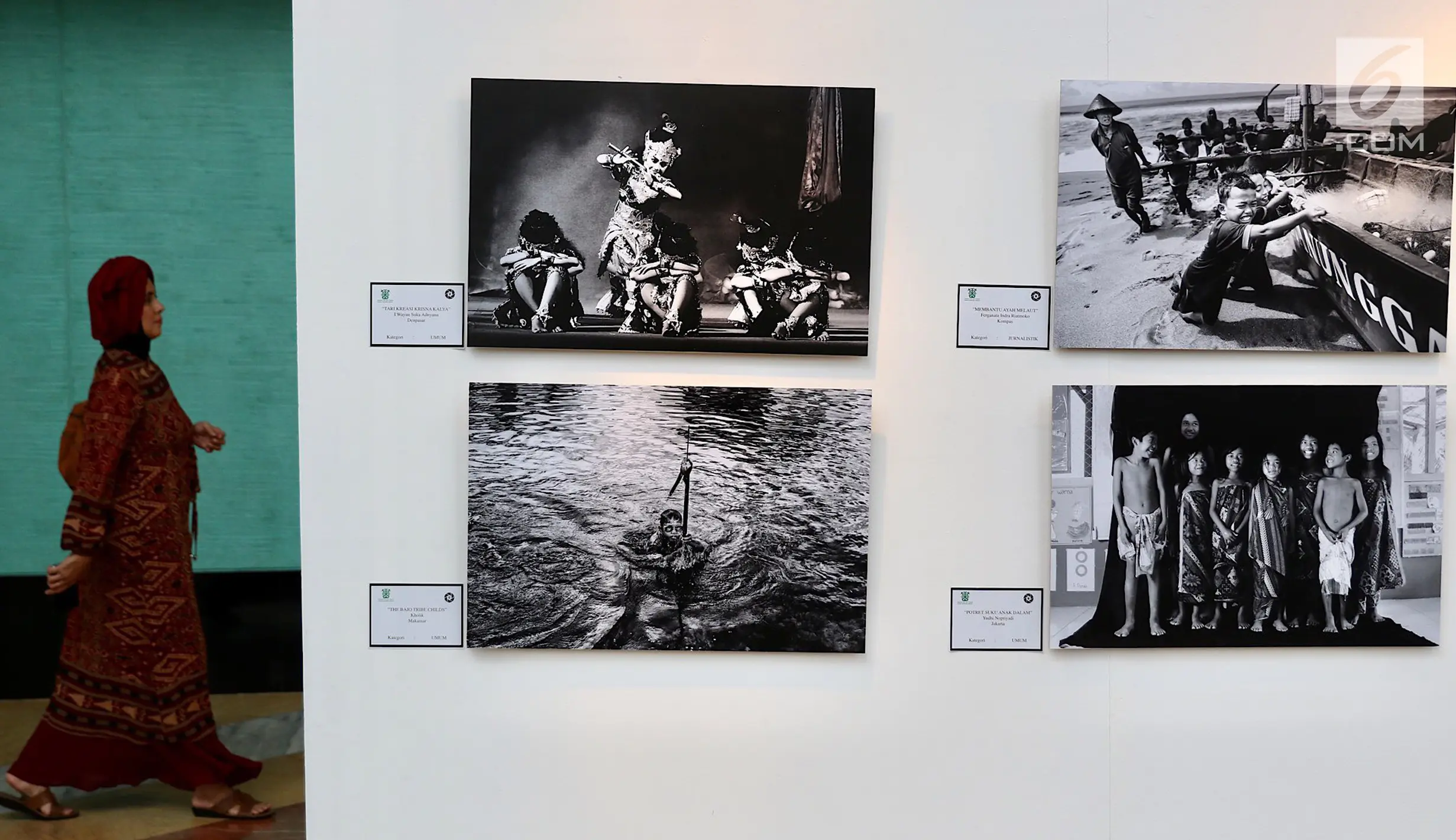 FOTO: 60 Foto Hitam Putih Hiasi Teater Kecil Taman Ismail Marzuki ...