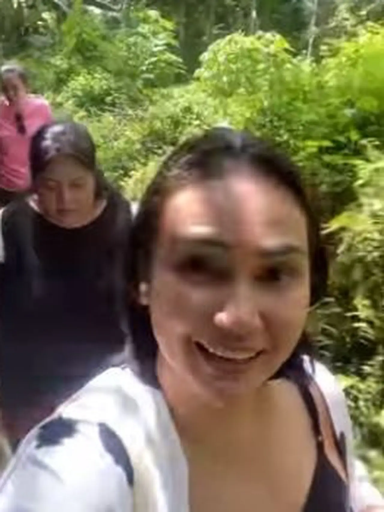 Potret Feby Febiola yang Makin Sehat Usai Sembuh dari Kanker, Jelajahi ...