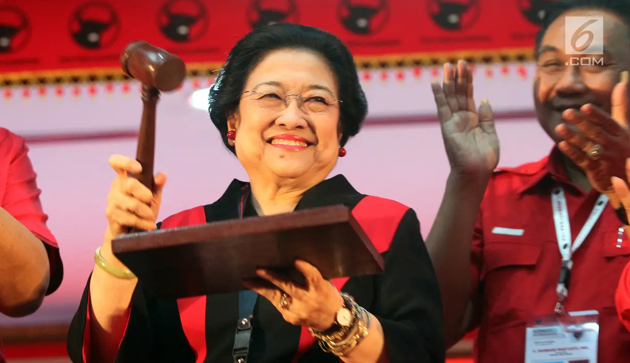 FOTO: Pesan Tri Karsa Megawati Saat Tutup Kongres V PDIP - Foto Liputan6.com
