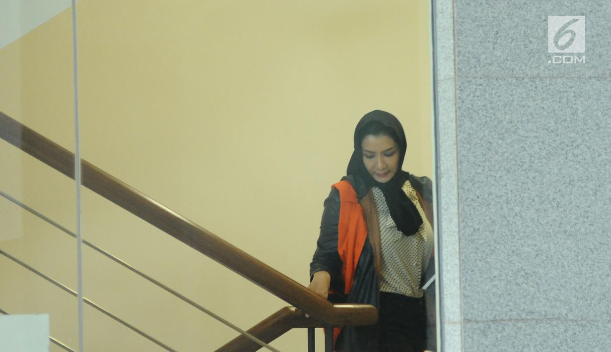 PHOTO: Bupati Rita Widyasari Jalani Pemeriksaan Lanjutan di KPK - Foto ...