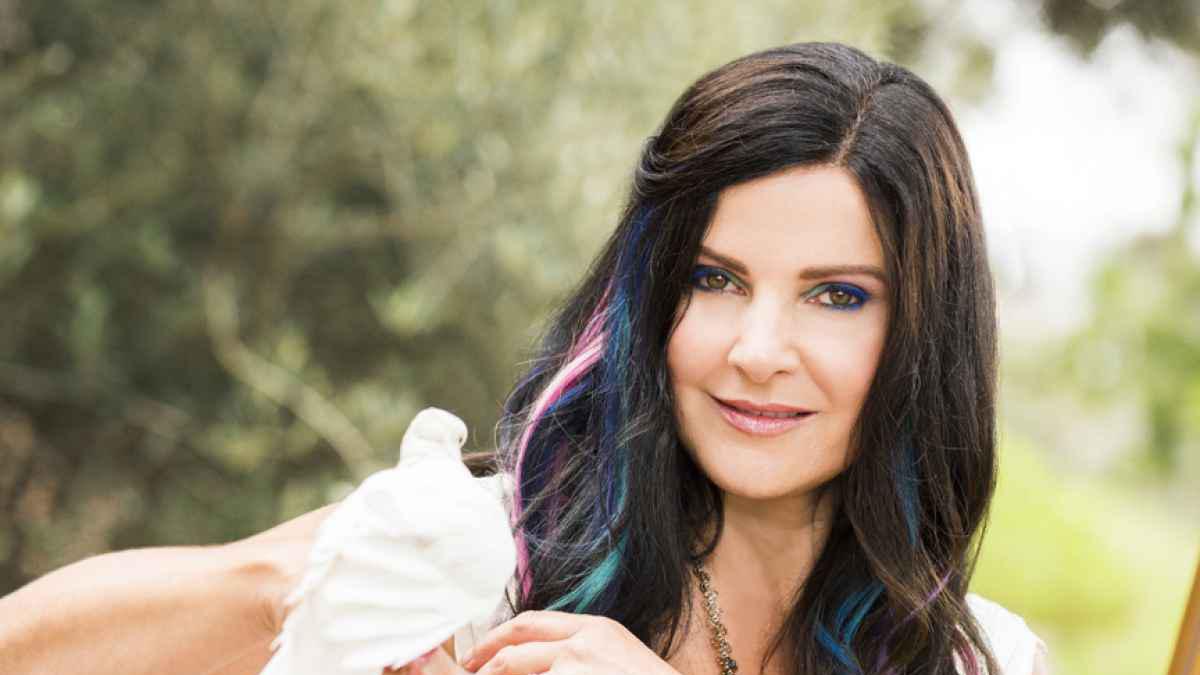 Concetta, Matanya Mampu Melihat 100 Juta Warna