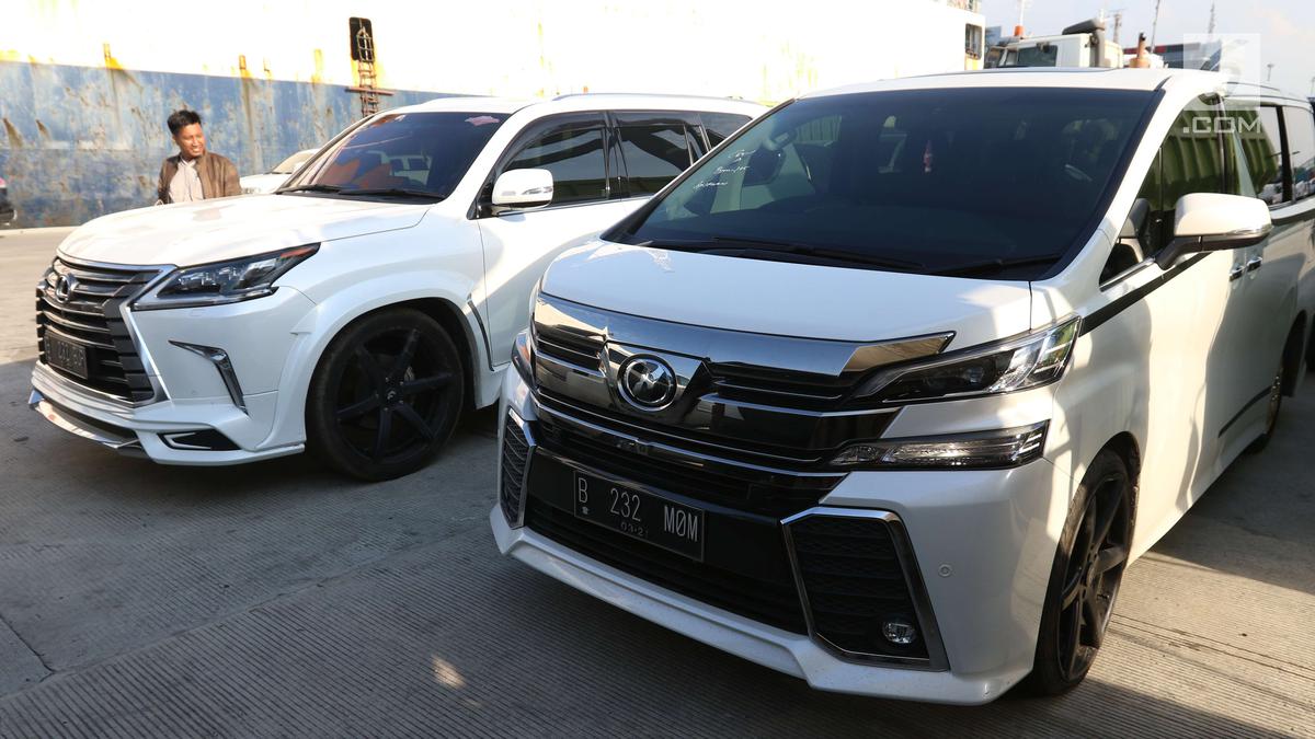 8 Mobil Mewah Abdul Latif Disita, Berapa Harganya? - Otomotif Liputan6.com