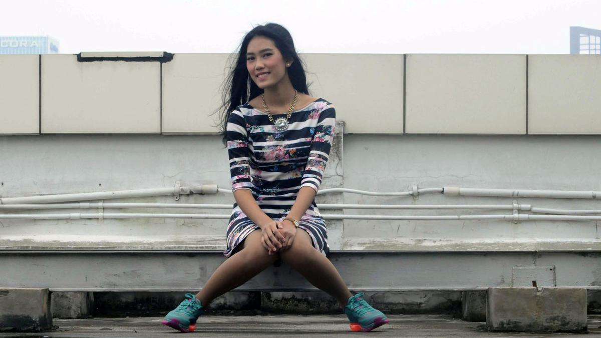 Alika Cover Lagu Adele dan Bruno Mars Jadi Keroncong - ShowBiz Liputan6.com