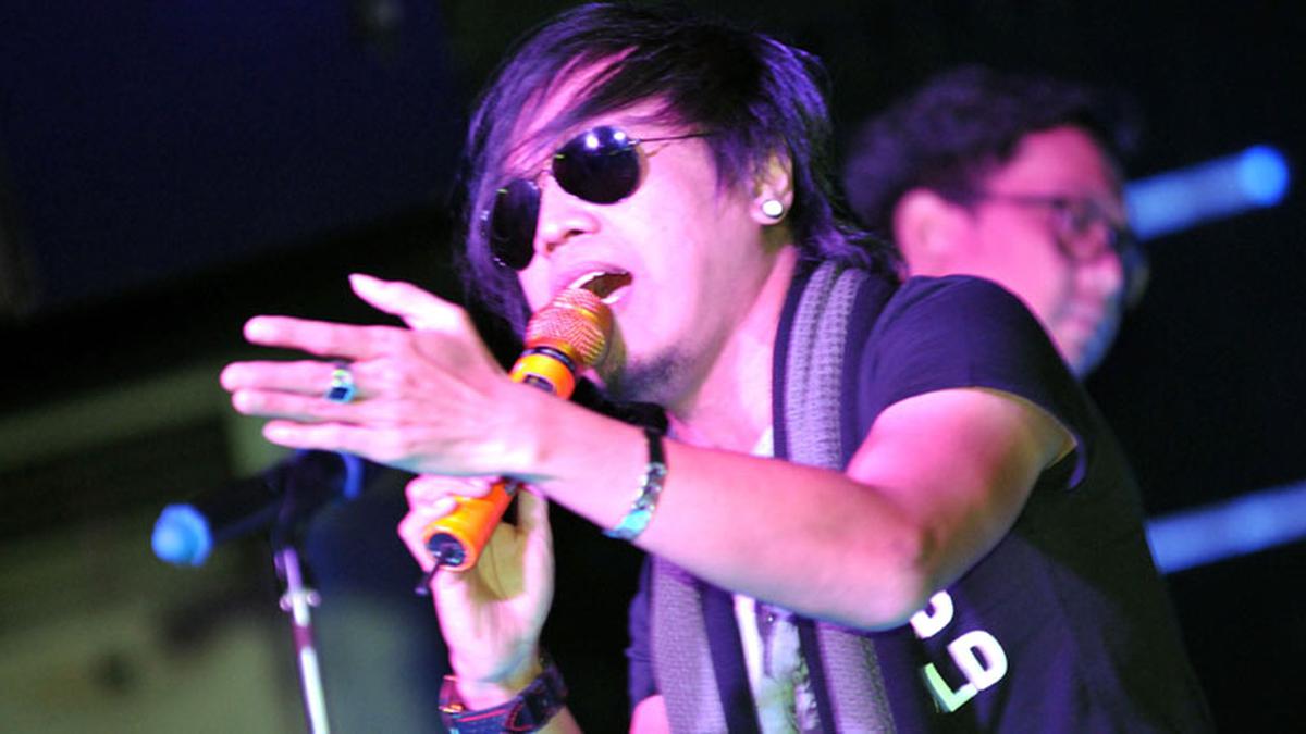 Dituding Lakukan Pelecehan, Ian Kasela Dilaporkan ke Polisi - ShowBiz ...