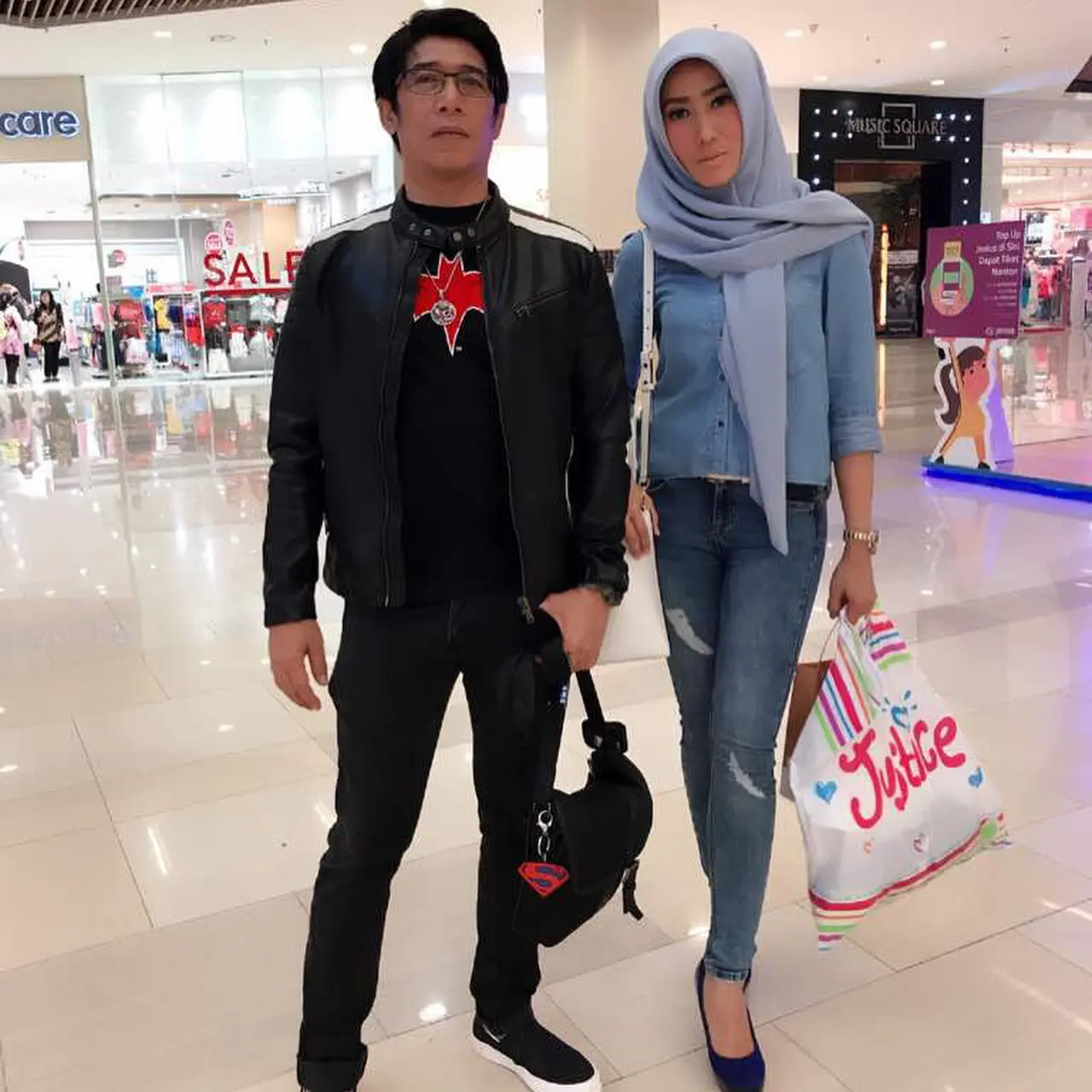 Beda 18 Tahun, Ini 6 Potret Kebersamaan Parto Patrio dan Dina Risty