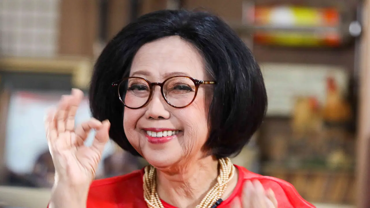 Sisca Soewitomo: Tiap Hari di Depan Kompor, Saya Digelari Bintang ...