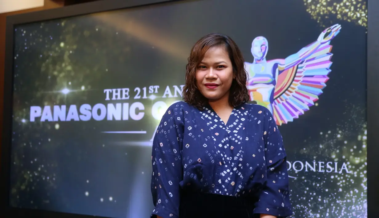 6 Gaya Berpakaian Nyentrik ala Okky Lukman, Selalu Menuai Perhatian - Photo Fimela.com