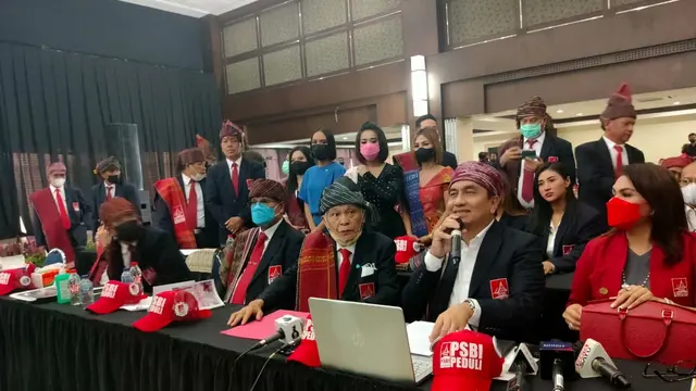 Effendi Simbolon: Jokowi Mengaku Ingin Hadiri Pesta Bolon IV di Bali ...