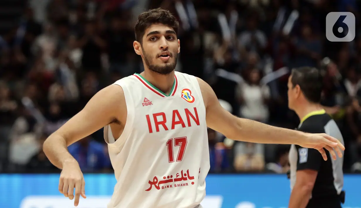 Ekspresi Pebasket Iran Usai Tumbang Melawan Spanyol di Penyisihan Grup ...