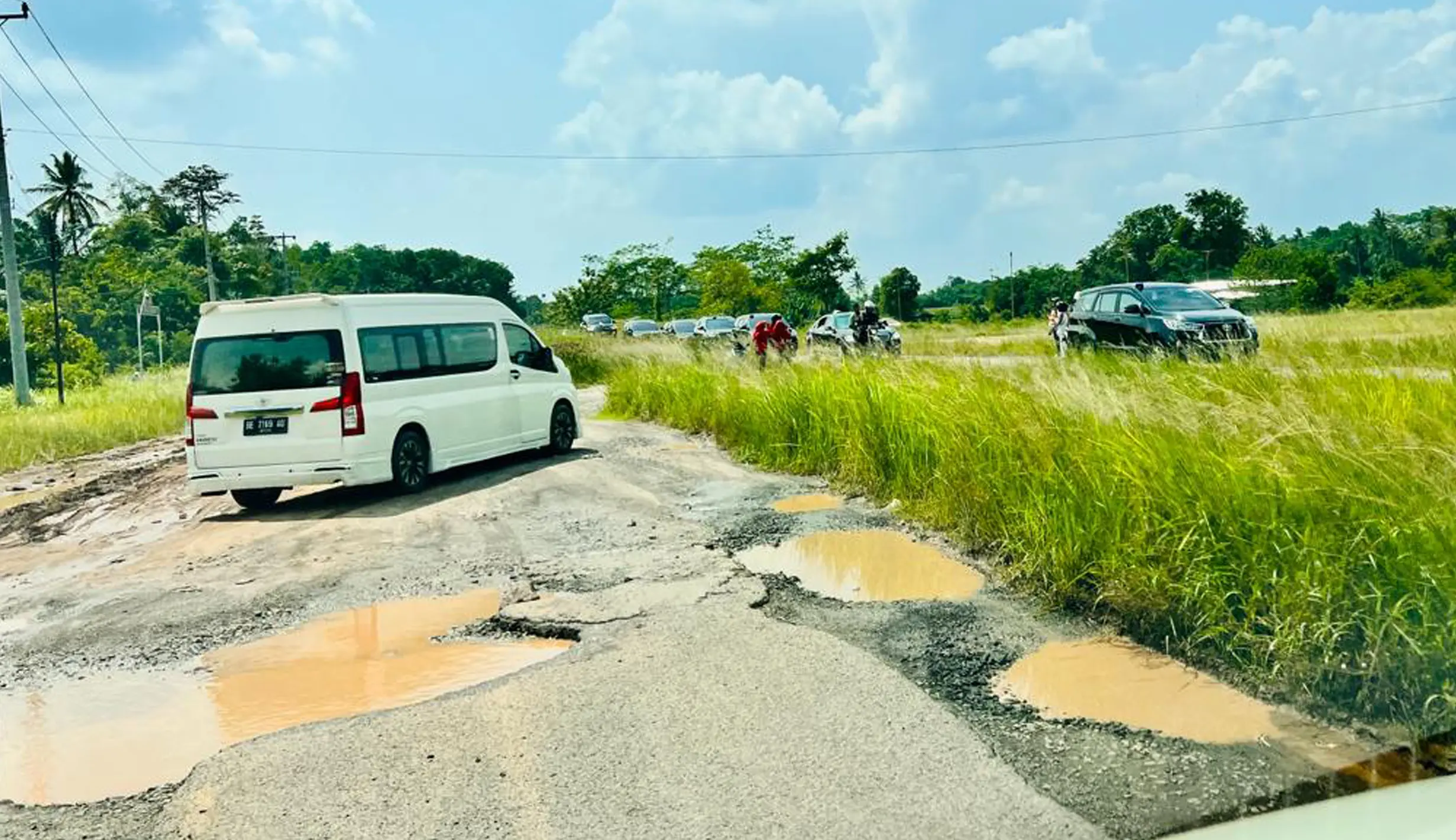 Seperti Ini Kondisi Ruas Jalan di Kabupaten Lampung Selatan saat Dilewati Presiden Jokowi - Foto ...