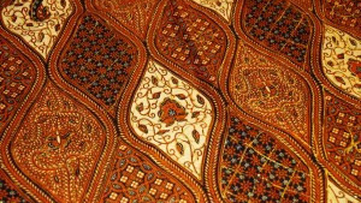 Mengenal 10 Corak Batik Paling Populer dan Makna Filosofinya