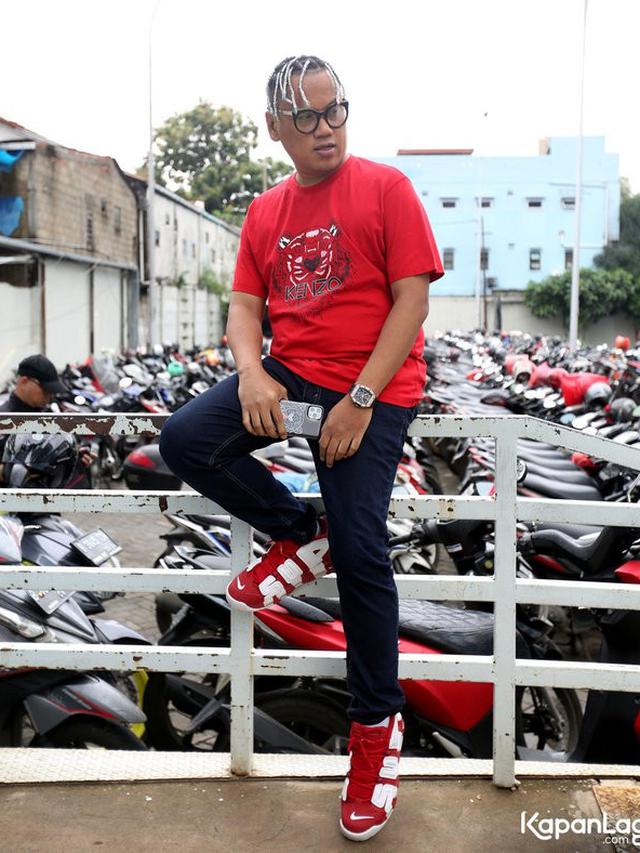 6 Potret Koleksi Sepatu Langka Uya Kuya, Ditaksir Capai Puluhan Juta ...