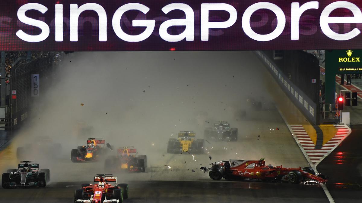 PHOTO: Kecelakaan Tragis di Formula 1 GP Singapura, Pembalap Ferrari ...