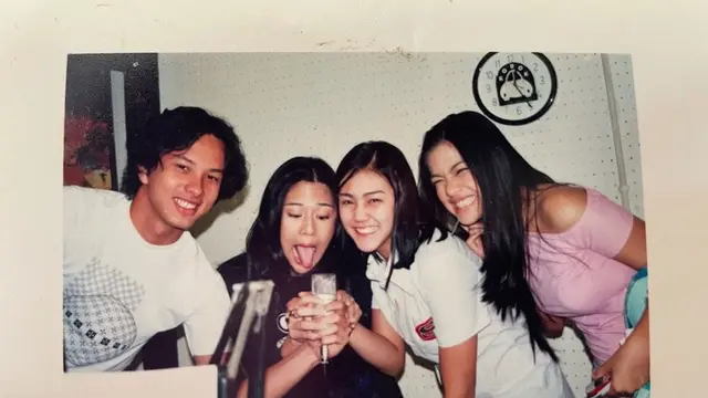 19 Tahun Berlalu, Ini 6 Potret Lawas Kebersamaan Para Pemain AADC - Hot ...