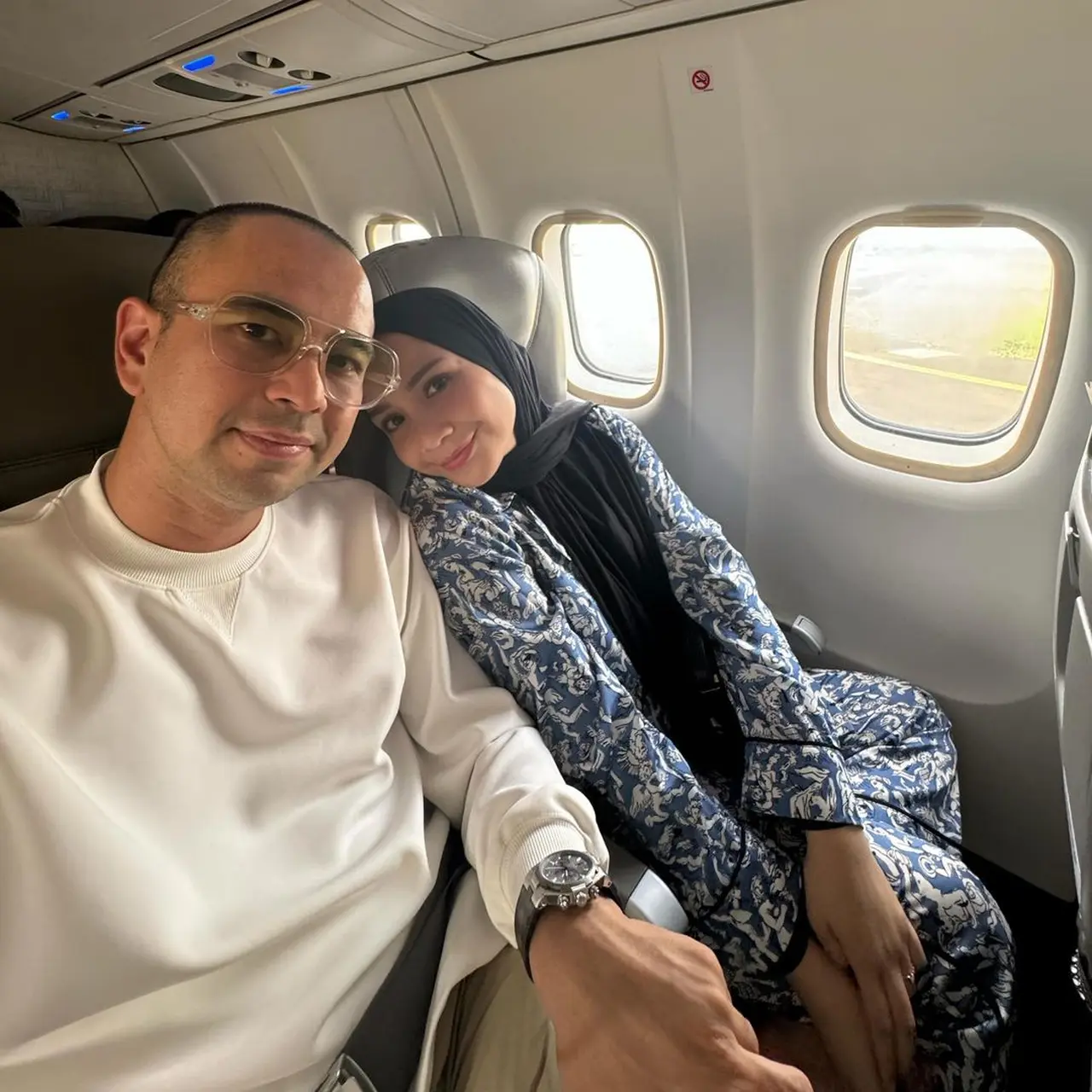 Raffi Ahmad Sowan ke Rumah Zulkifli Hasan Pakai Baju Biru Muda, Pamer ...