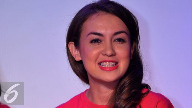 Rianti Cartwright Berbisnis Kue - ShowBiz Liputan6.com