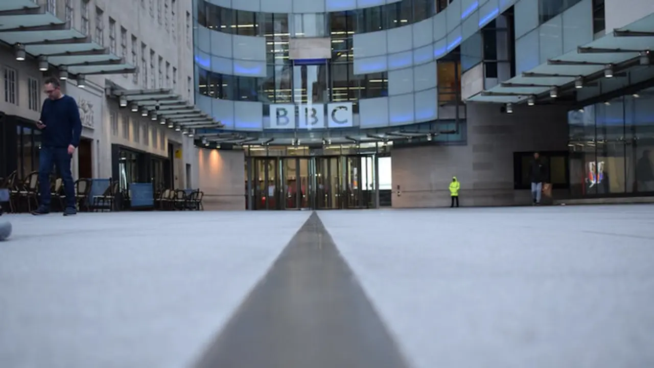 Radio BBC Arab Berhenti Siaran Setelah 85 Tahun Mengudara, Ikut Jejak ...