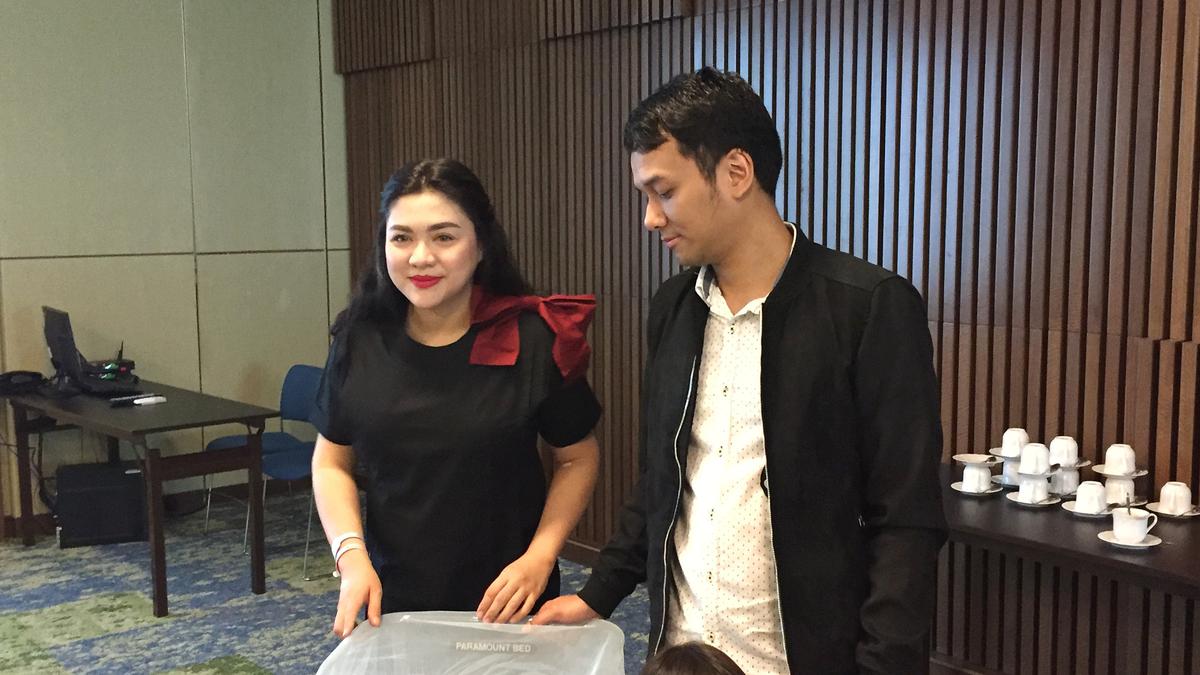 Vicky Shu Vakum Sementara untuk Fokus Urus Anak - Photo Fimela.com