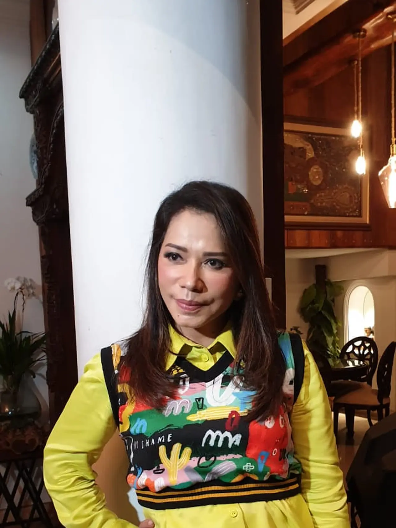 6 Fakta Iis Sugianto Konser Tunggal 44 Tahun Berkarya: Gaet Ardhito ...