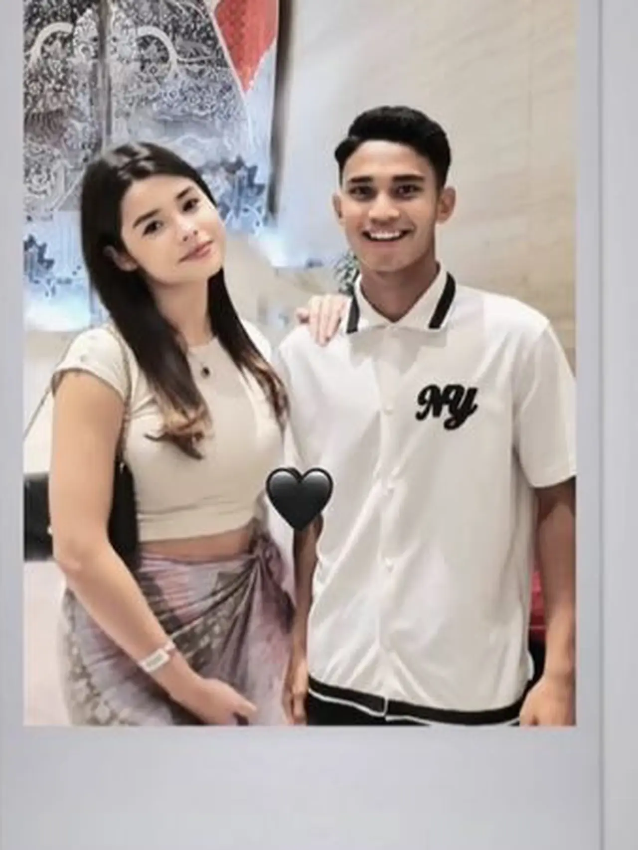 6 Potret Maria Theodore Mantan Jefri Nichol Kini Dikabarkan Dekat ...