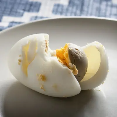 Berapa Menit Merebus Telur Setengah Matang? - Food Fimela.com