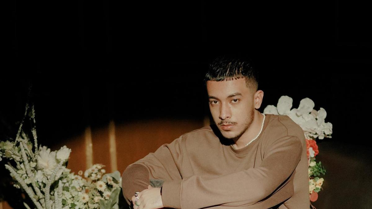 Single Debutnya Viral, Aziz Hedra Rencanakan Showcase untuk Sapa ...