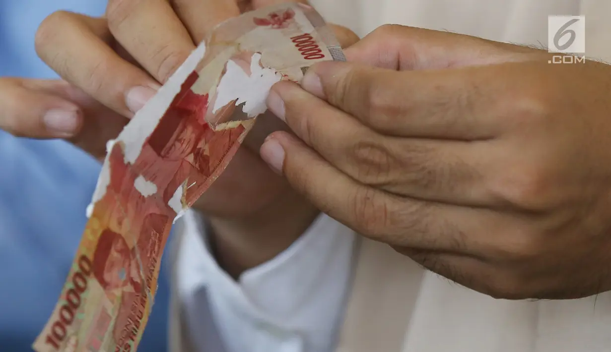 FOTO: Tukar Uang Rusak di Bank Indonesia Gratis, Ini Syaratnya - Foto ...