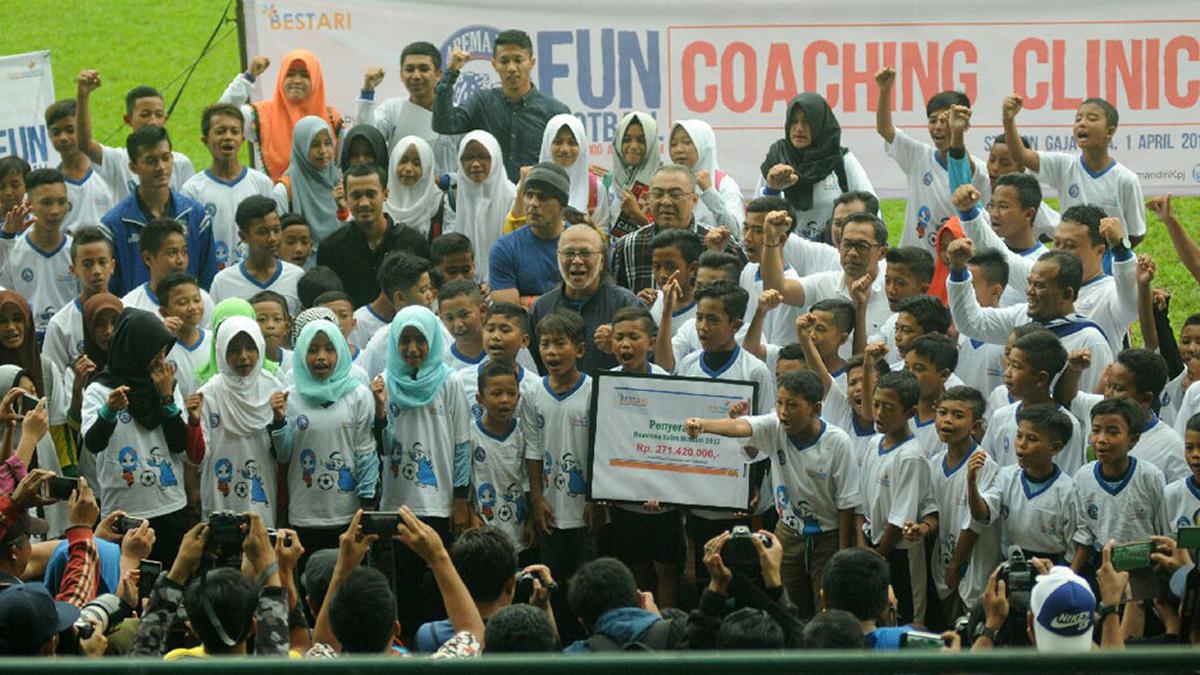 Arema Ganti Acara Launching Tim dengan Mengundang Anak Yatim