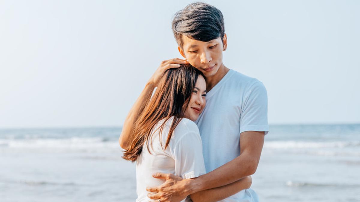 7 Hal yang Wajib Dilakukan Cowok Ketika Pasangan sedang PMS - Relationship Fimela.com