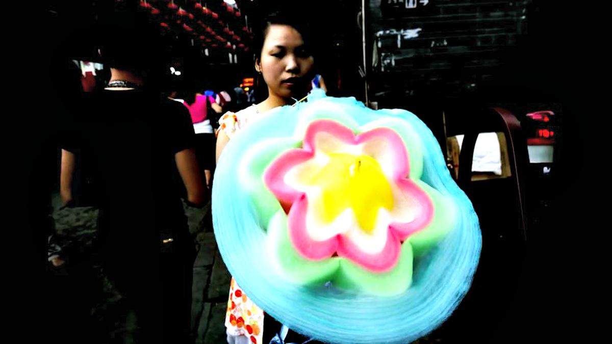 Membuat Bunga Gulali Cantik Bentuk Bunga - Global Liputan6.com