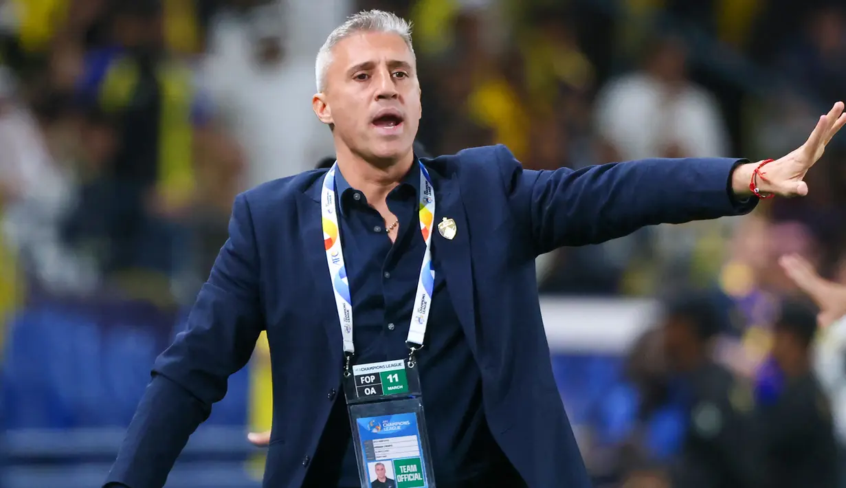 Foto: Penampakan Hernan Crespo dan Raut Kecewa Cristiano Ronaldo di ...