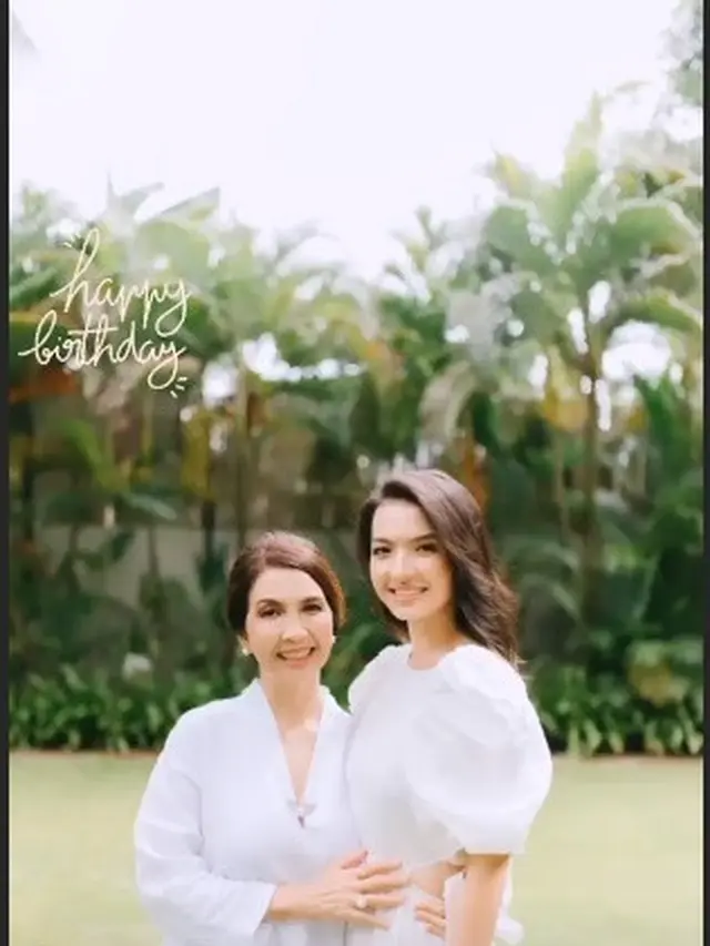 7 Potret Kompak Kebersamaan Raline Shah dengan Keluarga - Hot Liputan6.com