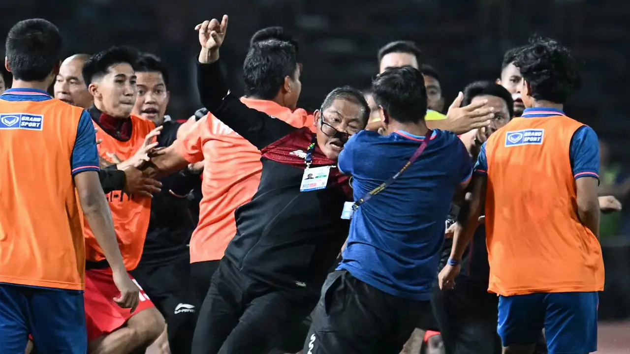 Dapat Surat Jawaban dari AFC soal Wasit Ahmed Al Kaf, Manajer Timnas ...