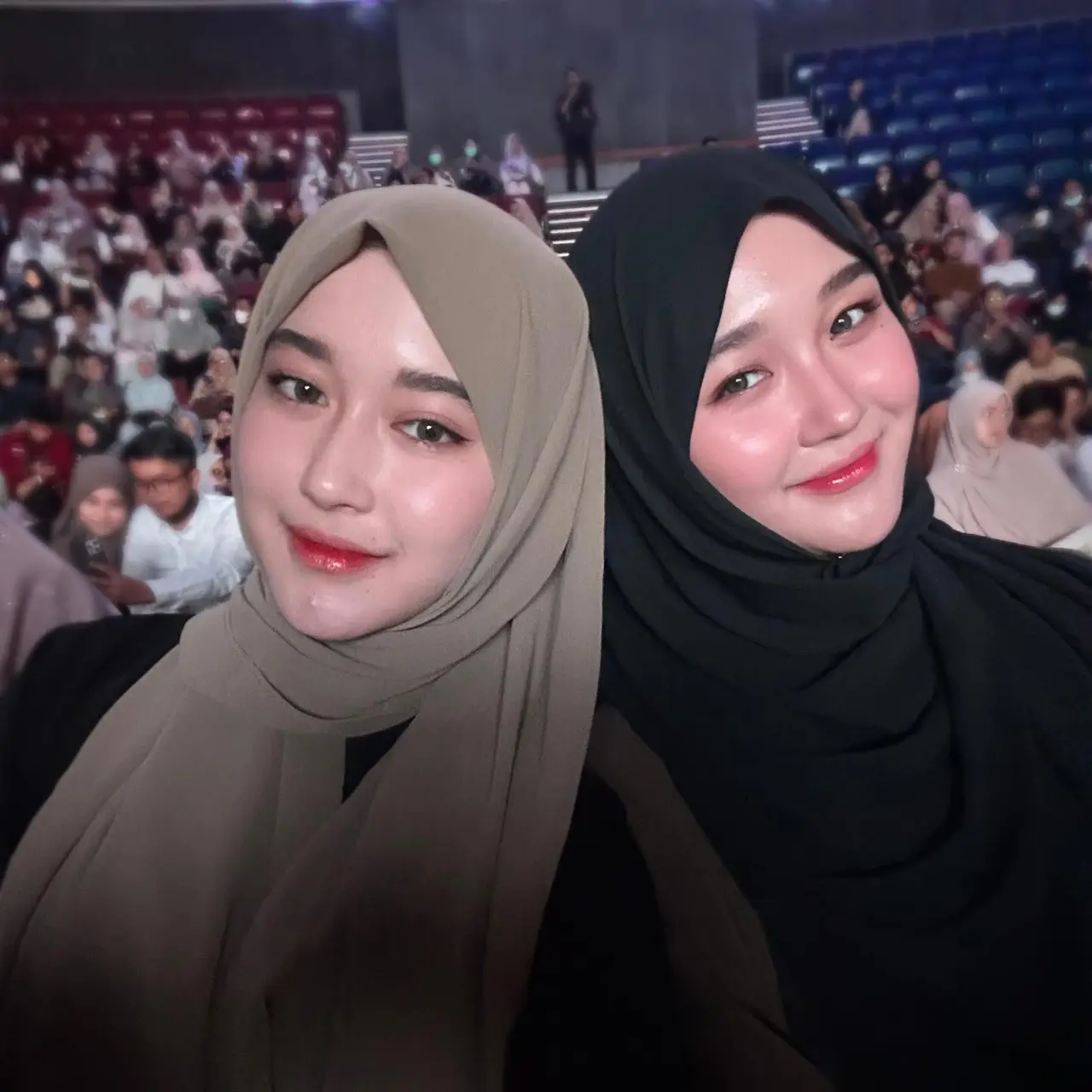 6 Potret Kamila Asy Syifa Istri Gus Zizan dan Sang Kakak, Sama-sama ...