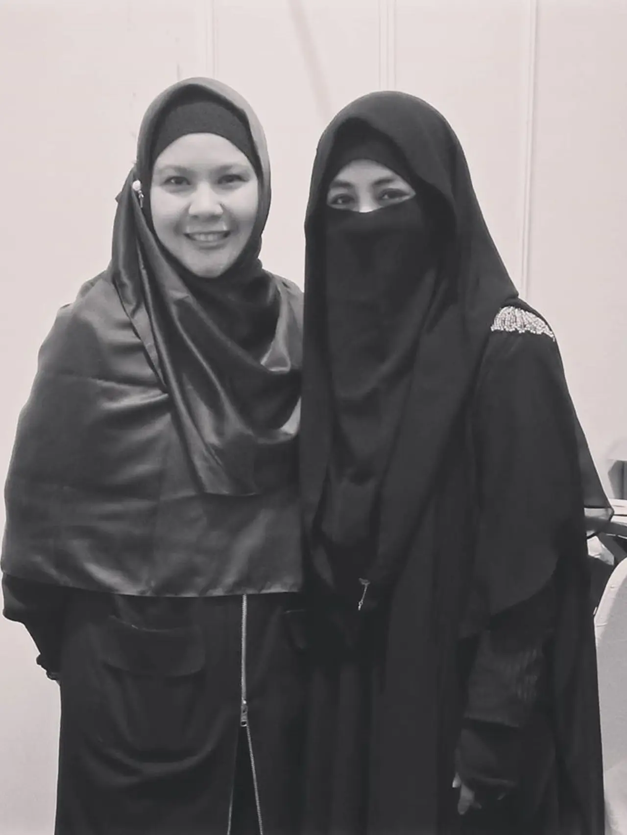 Sudah Mualaf, Ini 6 Potret Terbaru Penyanyi Tere yang Kini Berhijrah ...