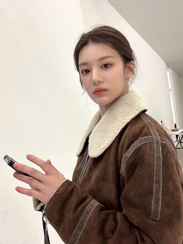 Go Yoon Jung Jadi Korban Rumor Oplas Gara-Gara Foto Editan Haters ...