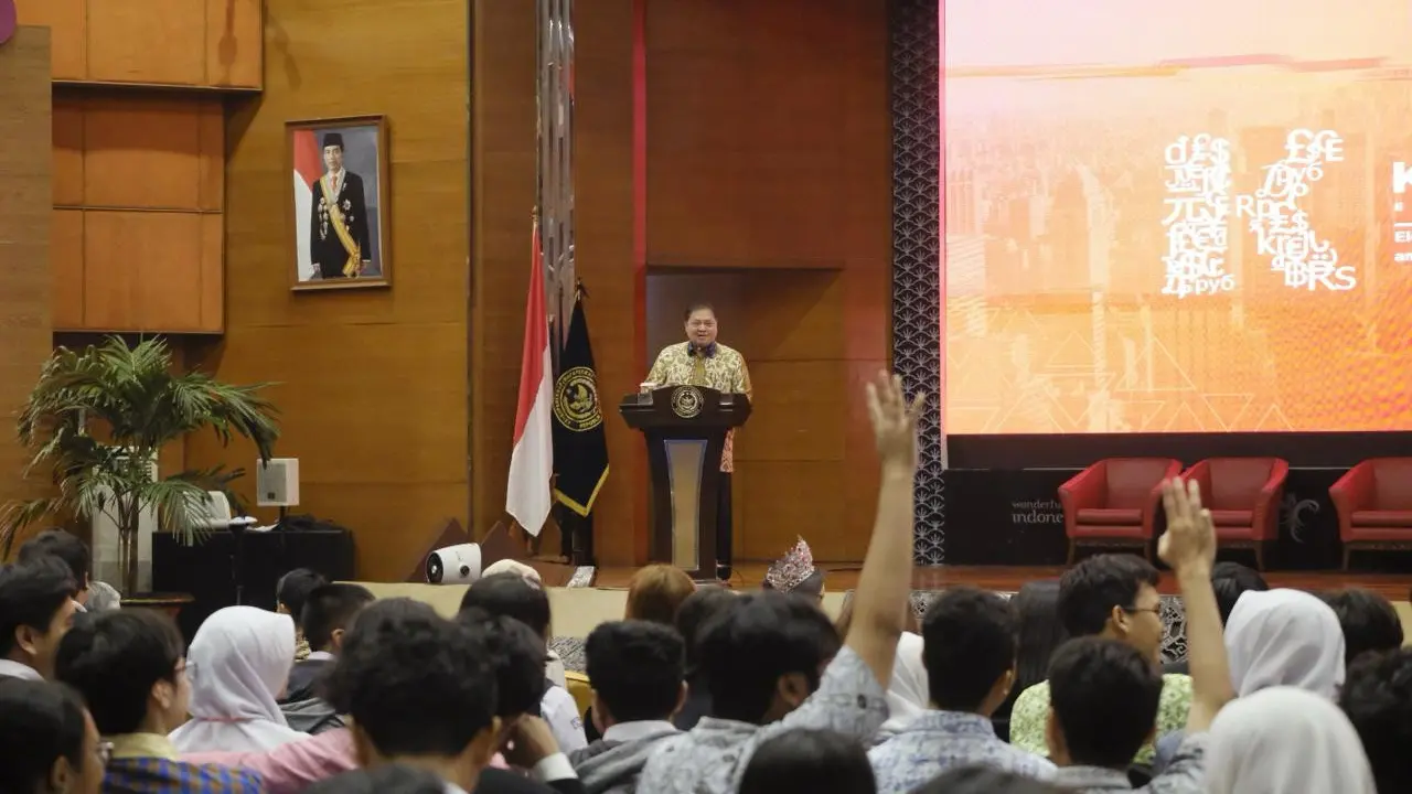 Di Depan Siswa SMA, Menko Airlangga Ungkap 4 Modal Utama Indonesia ...