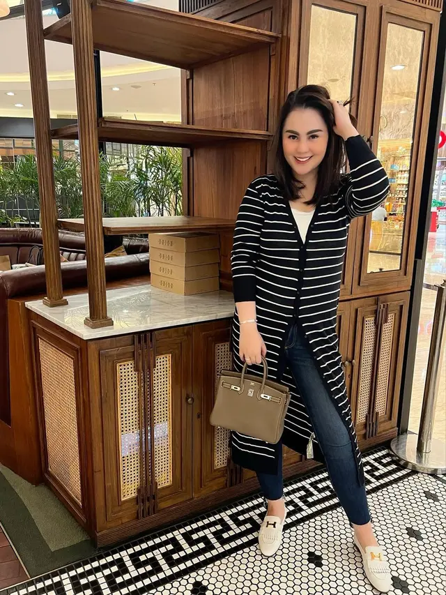 7 Potret Jennifer Dunn yang Kini Pilih Lepas Hijab, Jadi Sorotan - Hot ...